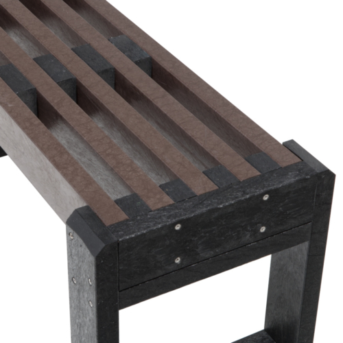 Curved Recycled Plastic Bench | Earth Anchors